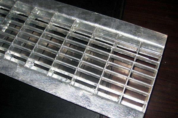 Heavy Steel Plate Grating Galvanis Silver