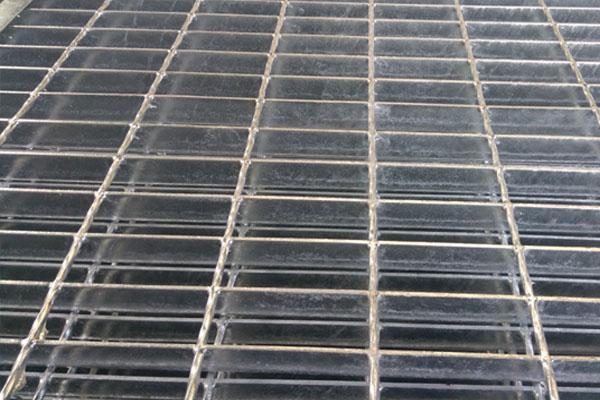 Tailor Made Pressure Welded Carbon Steel Grating For Working Platform