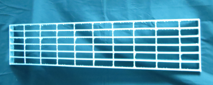 T1 Welding Galvanized Steel Stair Treads Serrated Stair Treads