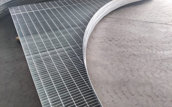 HDP Galvanized Steel Grating Platform Q235 Carbon Customized