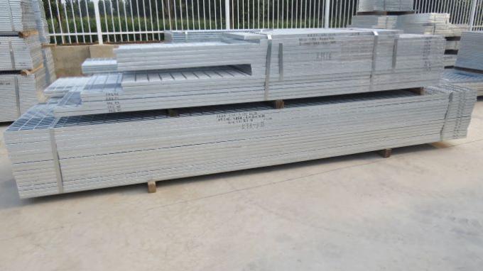 HDP Galvanized Steel Grating Platform Q235 Carbon Customized