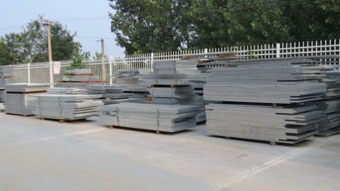 Tailor Made Engineering Steel Grating For Plant Platform