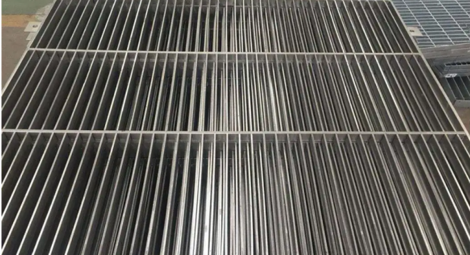 Metal Stainless Steel Grating 30mm Bearing Bar Pitch
